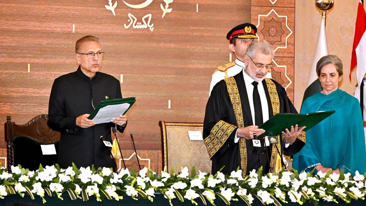 Justice Qazi Faez Isa Takes Oath as 29th Chief Justice of Pakistan - INCPak Justice Qazi Faez Isa Takes Oath as 29th Chief Justice of Pakistan - INCPak